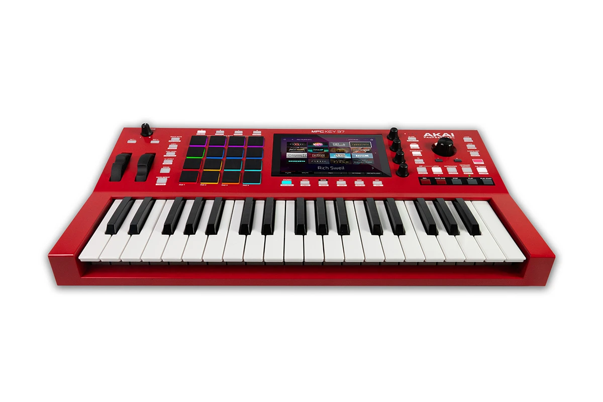 Workstation Synthesizer: Akai MPC KEY 37