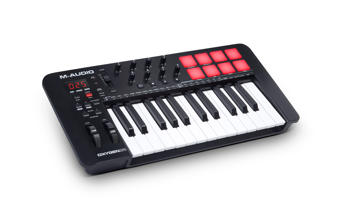 MIDI Keyboard: M-Audio OXYGEN 25 MK5
